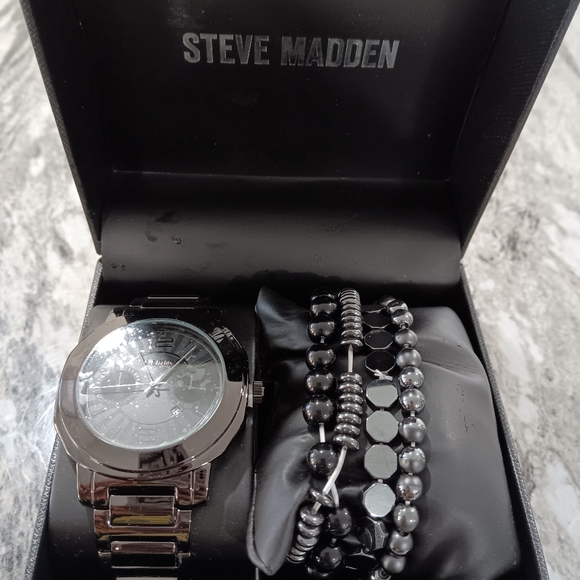 Steve Madden | Accessories | Steve Madden Mens Black Jet Tone Watch ...